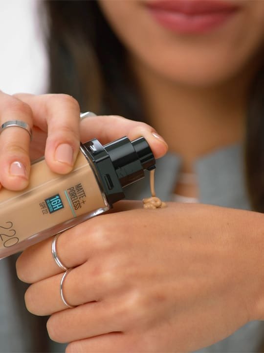 How to avoid cakey makeup? | Maybelline